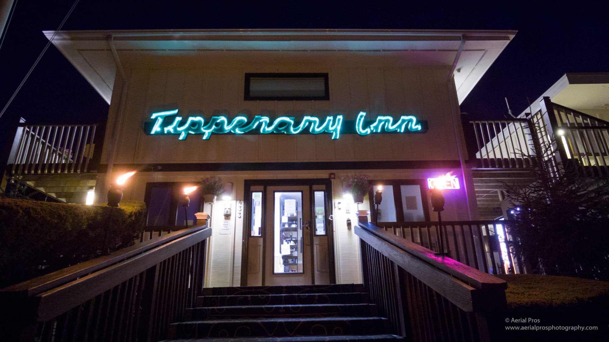 Kenny's Tipperary Inn - Gallery - Montauk Hotel - Montauk Accomodations